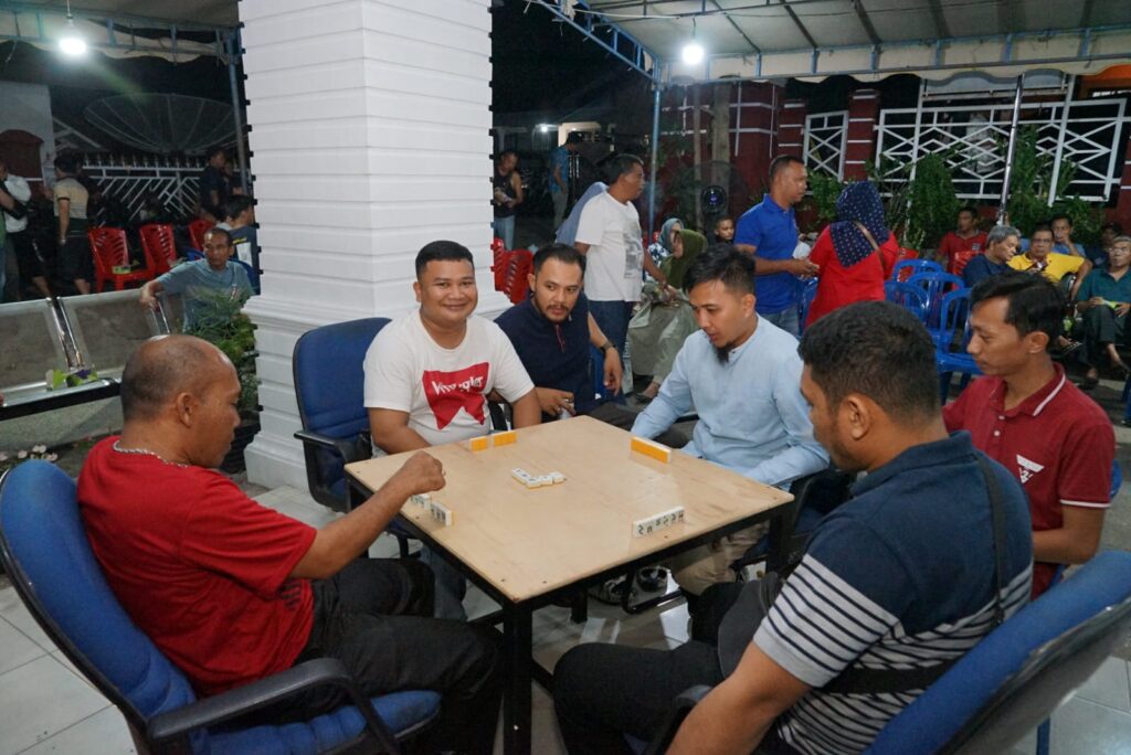 Dimeriahkan Camat Mandau, Kelurahan Duri Barat Gelar Turnamen Domino ...